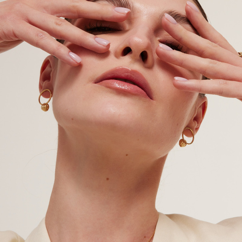 → YES Botanica | YES